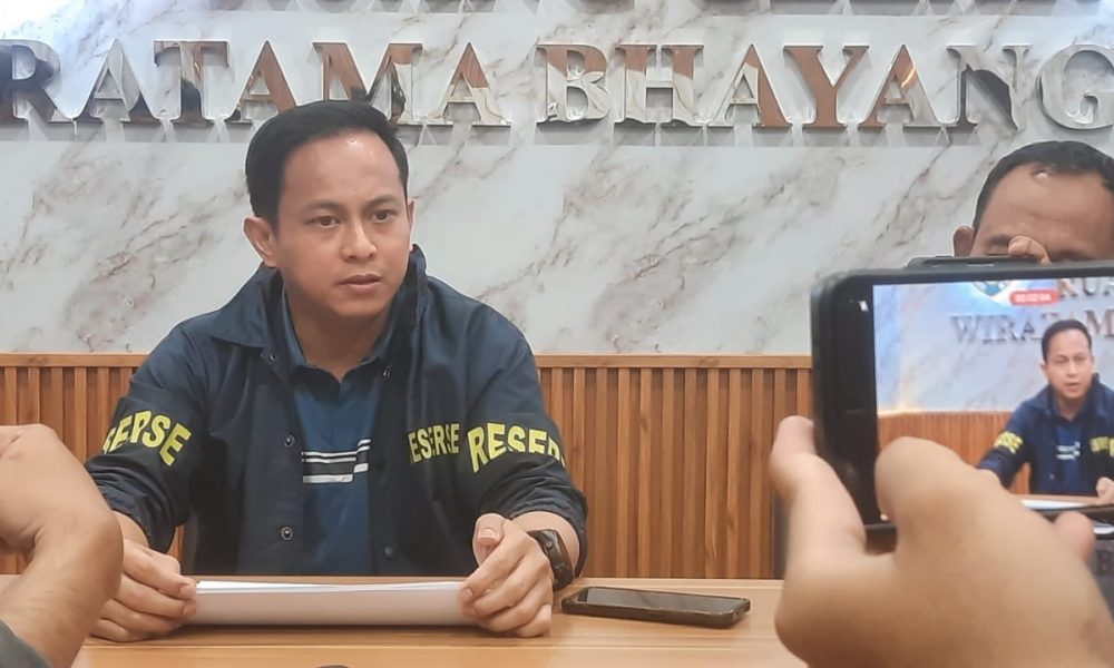 Balita di Bekasi Tewas Bersimbah Darah di Kontrakan, Polisi Temukan ...